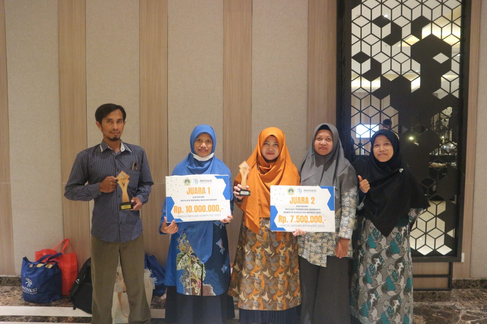 BERPARTISIPASI DALAM GRESIK INOVASI KOMPETISI 2023, DOSEN DAN MAHASISWA ...