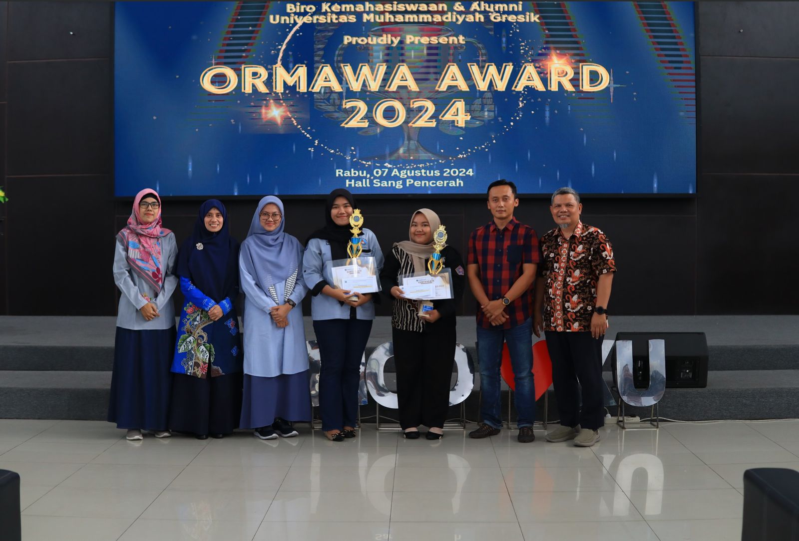 BERTEBARAN PRESTASI, ORMAWA AWARD 2024 PERTAMA KALI DIADAKAN OLEH BIRO ...